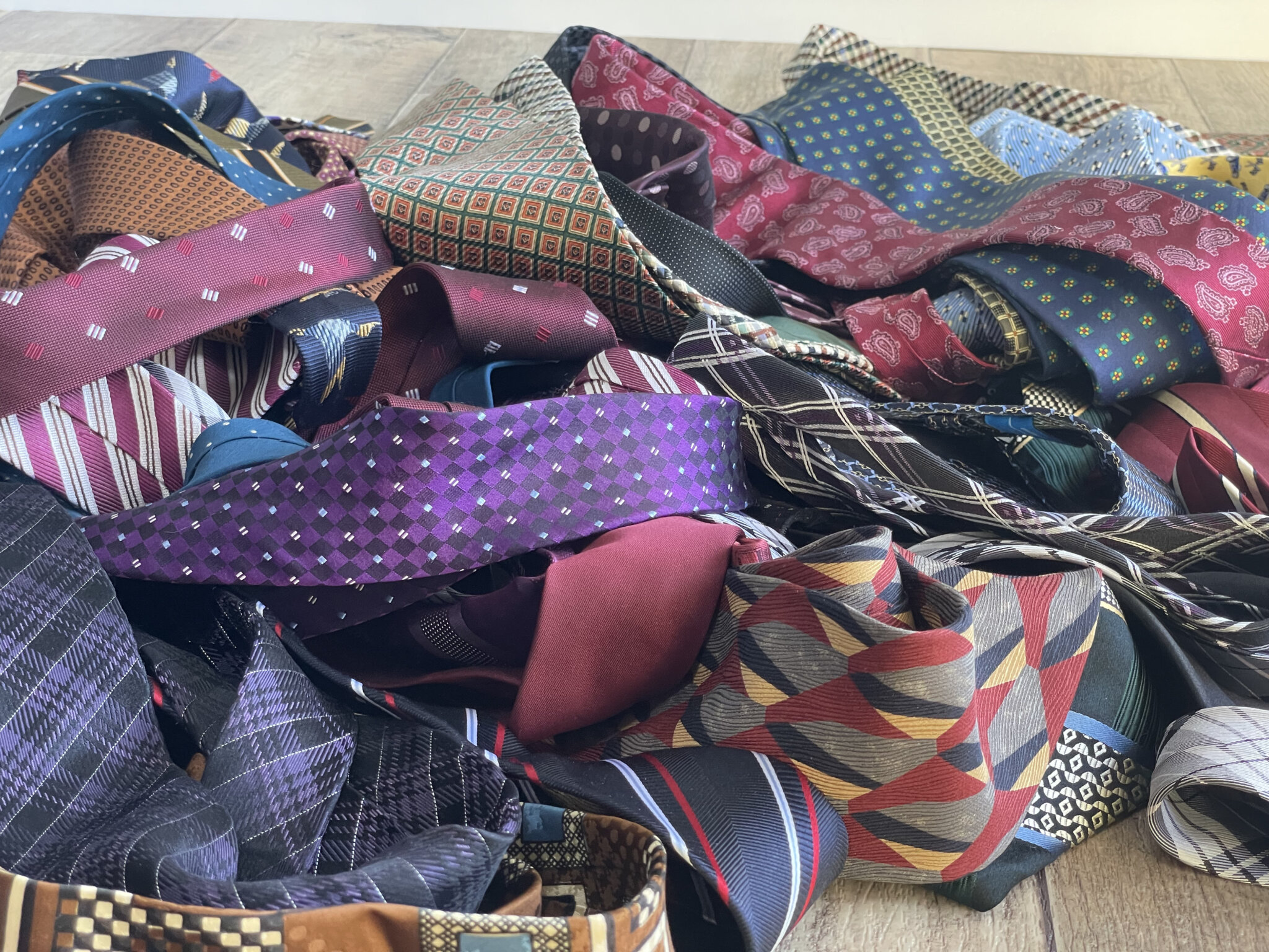 株式会社日本ヴォーグ社様が展開するネクタイリメイクオーダー（期間限定）の一部をお引き受け | kibi-ru ACTION